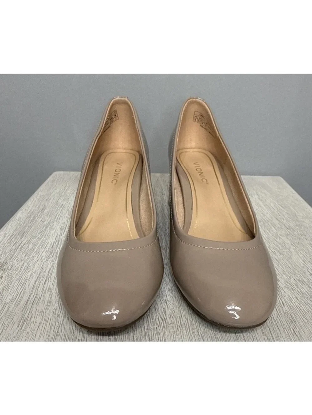 Vionic | Shoes | Vionic Monterey Carmel Crinckle Patent Leather Box ...